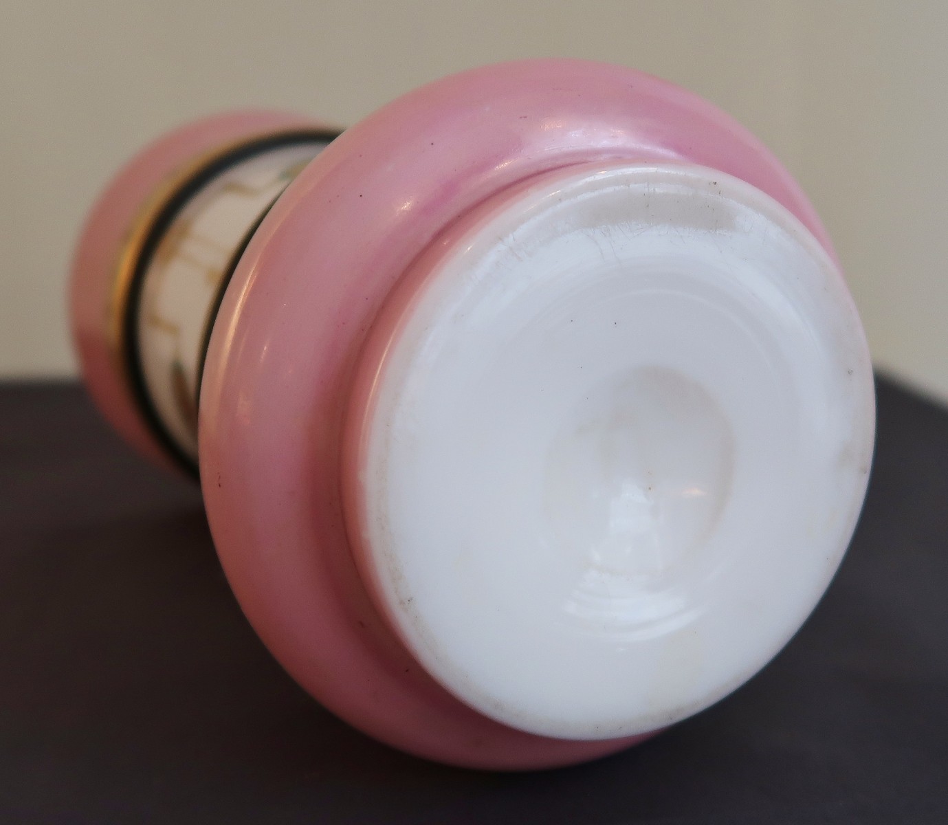 Pair of Opaline Glass Vases - Decorative Arts - Galerie Jadis & Naguère ...